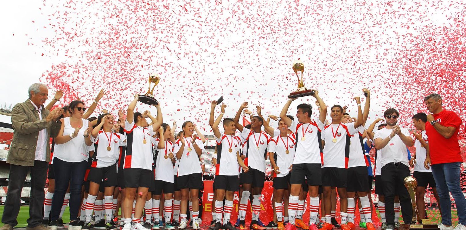 La Copa Coca-Cola presenta a sus nuevos campeones - VilMetal.com.ar